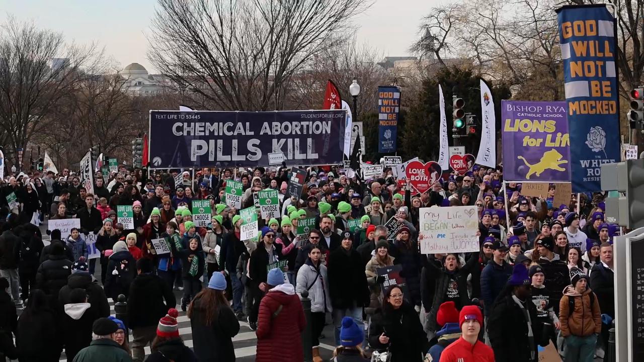 DC: Pro-life march held in Washington - 67085149