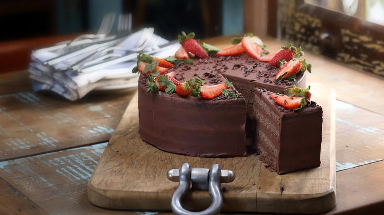 Give chocolate cake a satisfying crunch with an ingredient from the ...