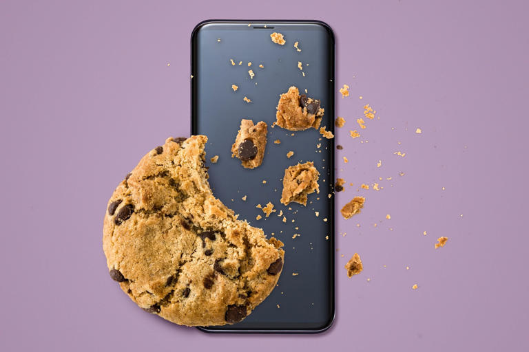 How to clear cookies on iPhone and Android—and why you should