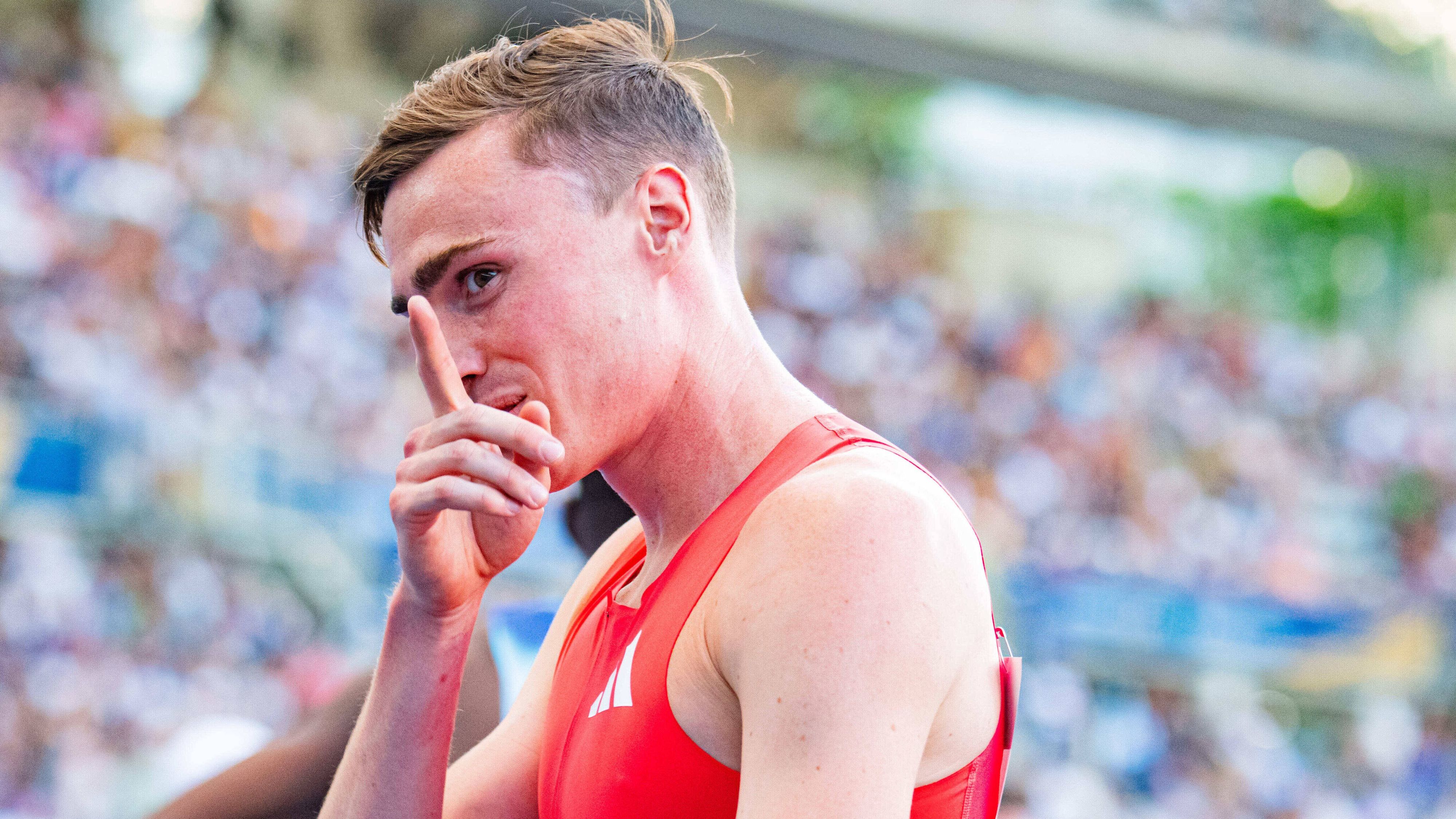 US-Amerikaner Hoey läuft Hallen-Weltrekord über 800 Meter