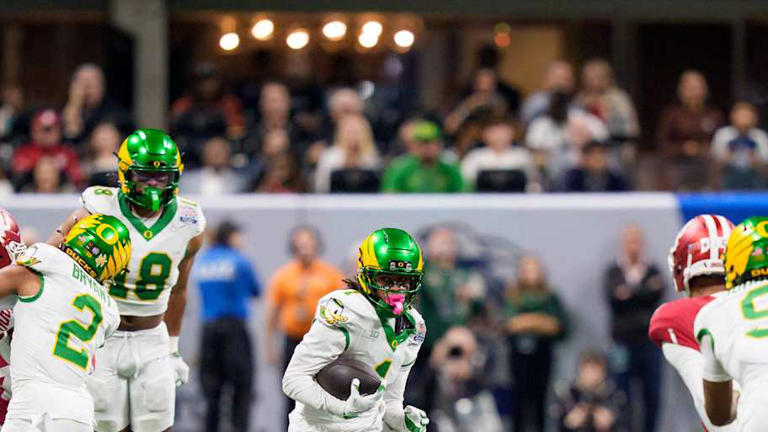 Oregon Ducks pushing for four-star wide receiver recruit