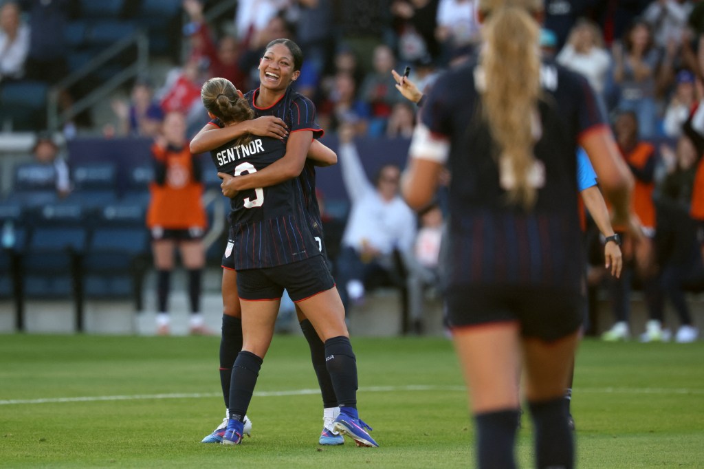 USWNT explode for five second-half goals in shutout win over Paraguay ...