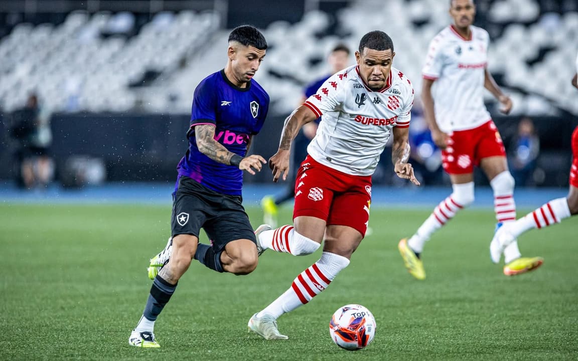 Gol perdido em Botafogo x Bangu causa revolta: 'Me juraram'