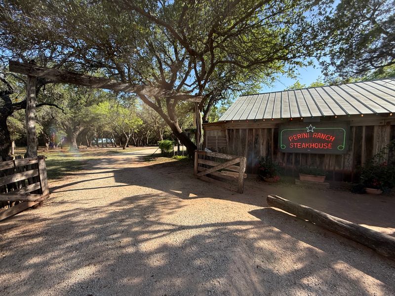 10 Texas restaurants people say feel the most 'Texas' without trying