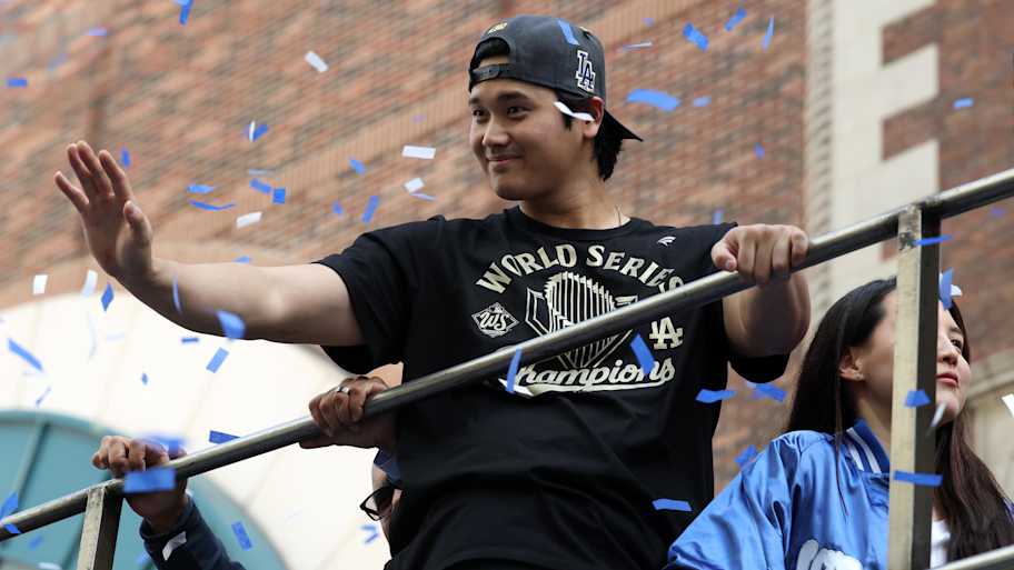 Shohei Ohtani's speech in English when receiving 2025 NL MVP award at ...