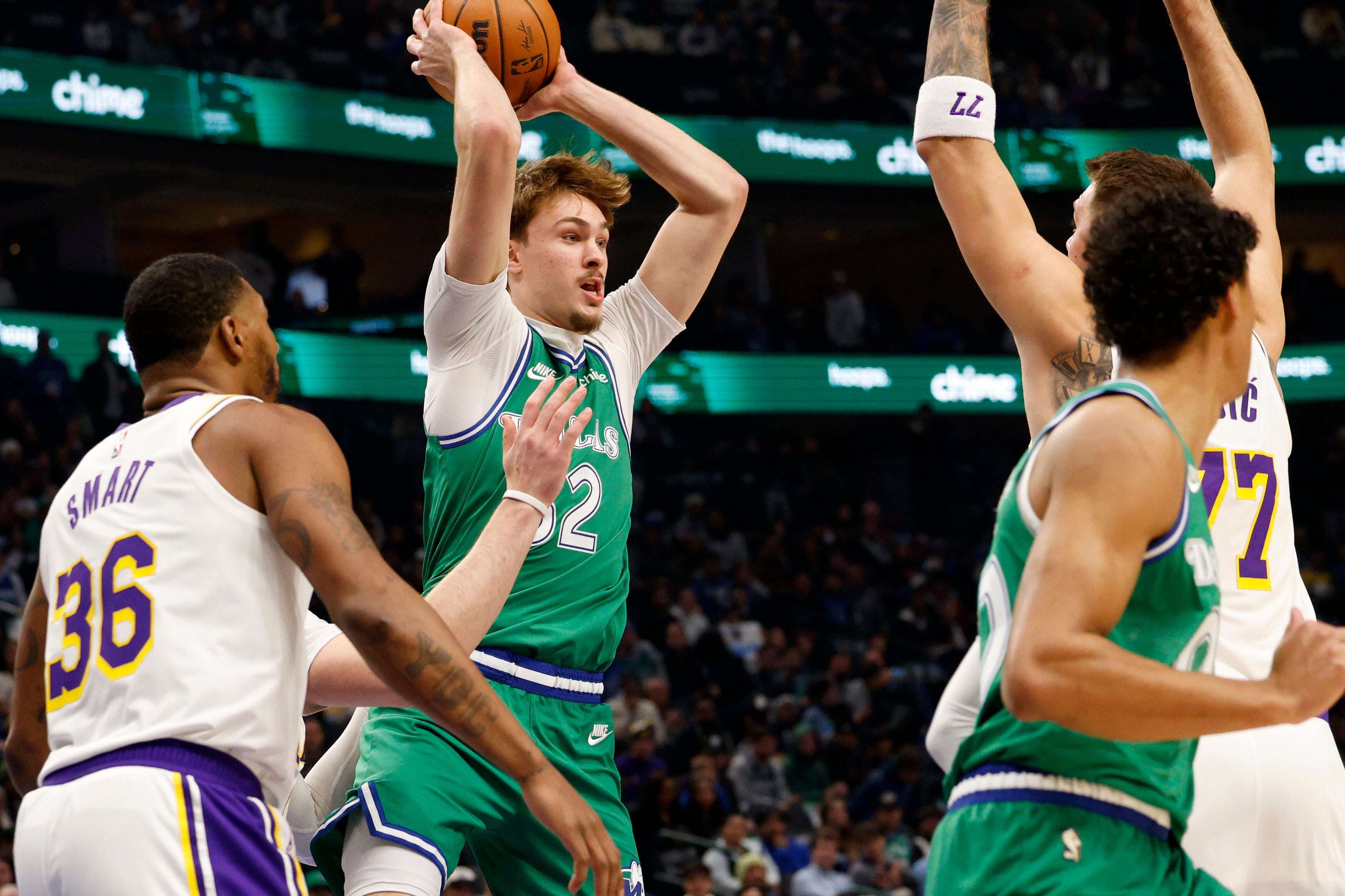 Mavs stumble at inopportune time, see 4-game win streak snapped by Luka ...