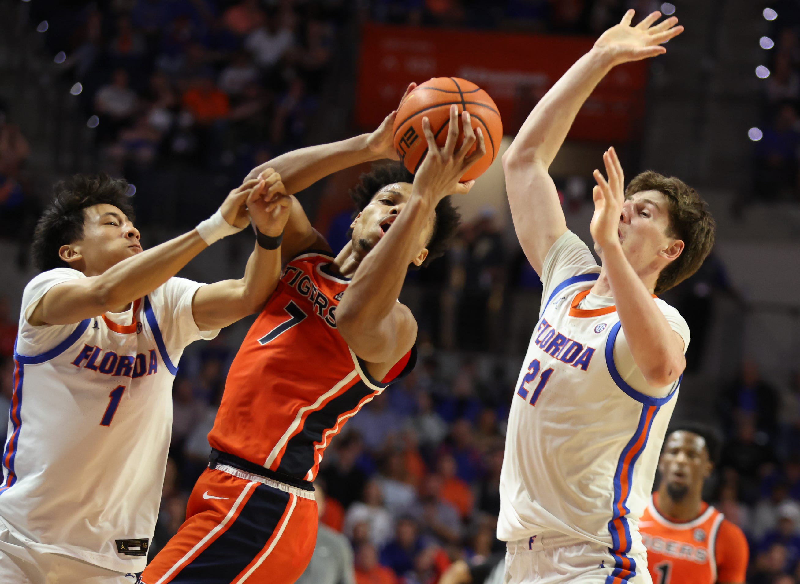 Florida basketball faces another key juncture after humbling home loss ...