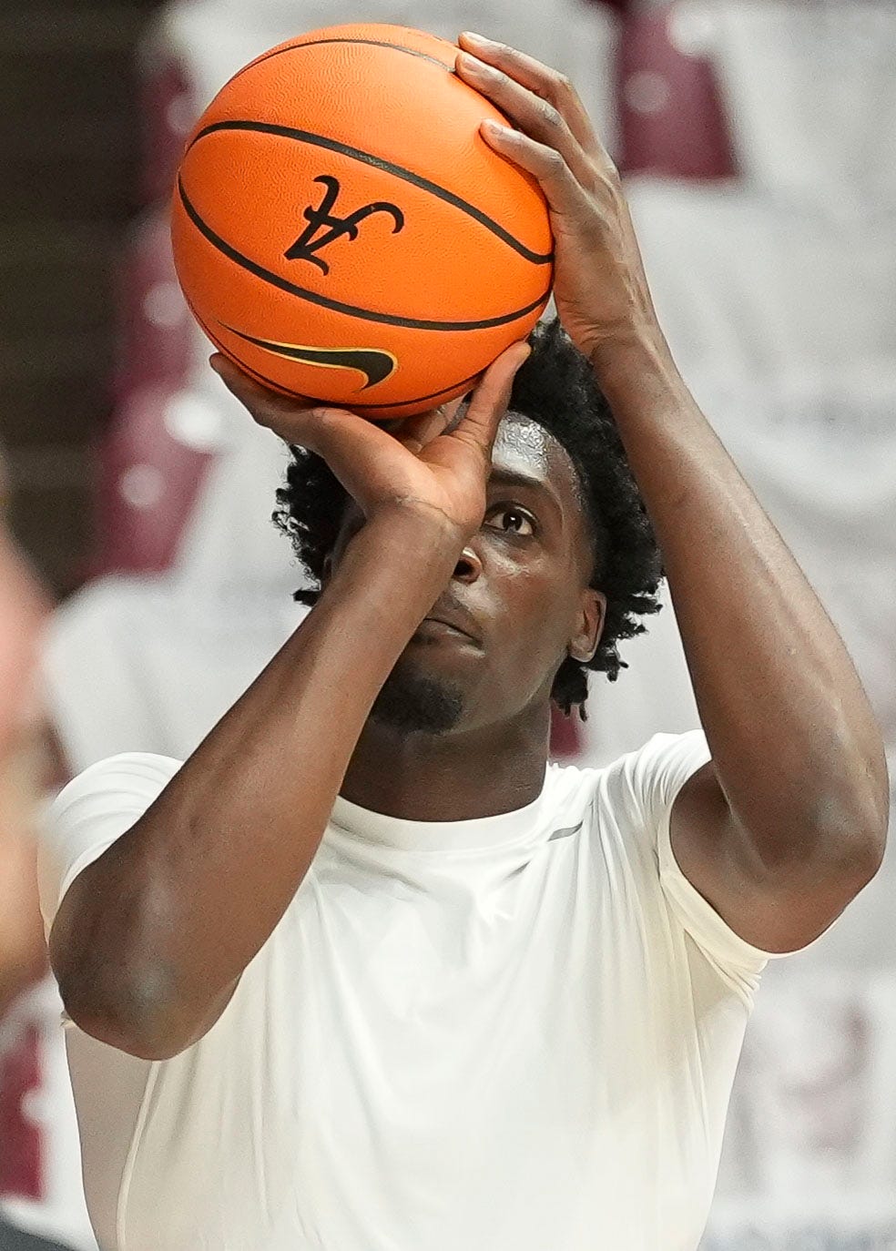 Live updates: Charles Bediako first half stats in Alabama vs Tennessee