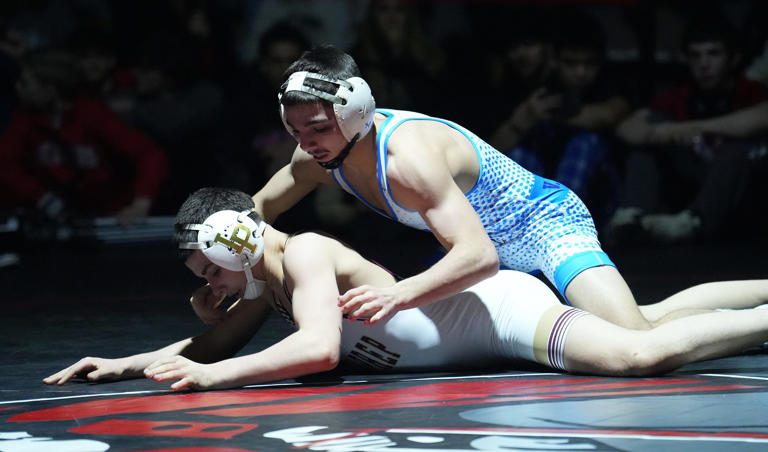 Mannello, Iona Prep wrestlers shine at Westchester championships