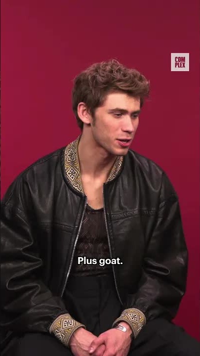 'Kingdom of the Planet of the Apes' cast reveals group chat name!