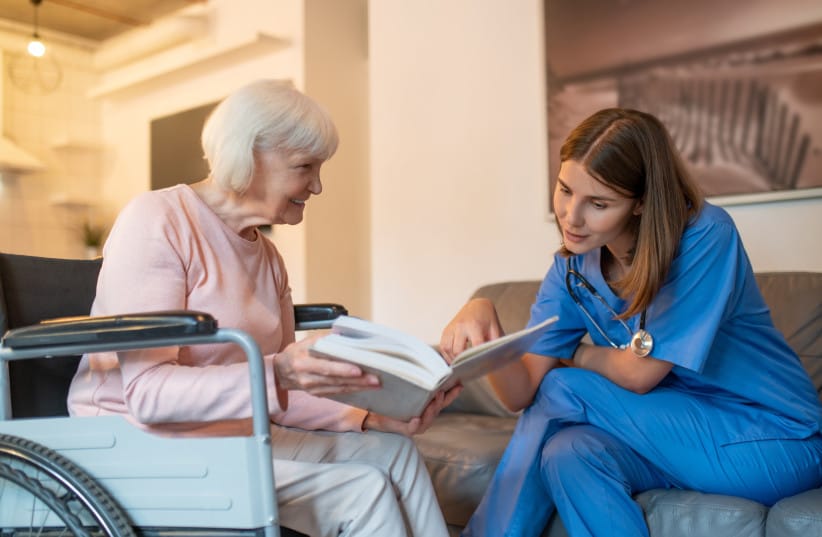 Jerusalem project fights ageism among medical professionals