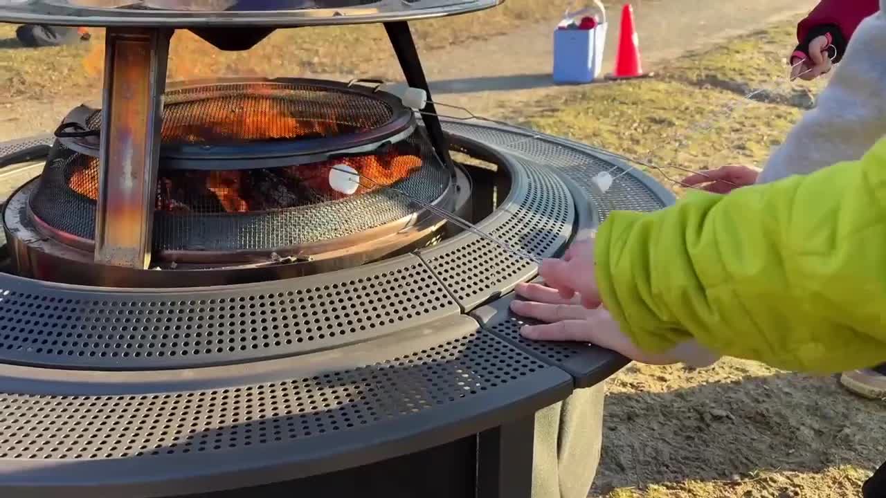 Idaho foster families celebrate winter fun at Eagle Island State Park