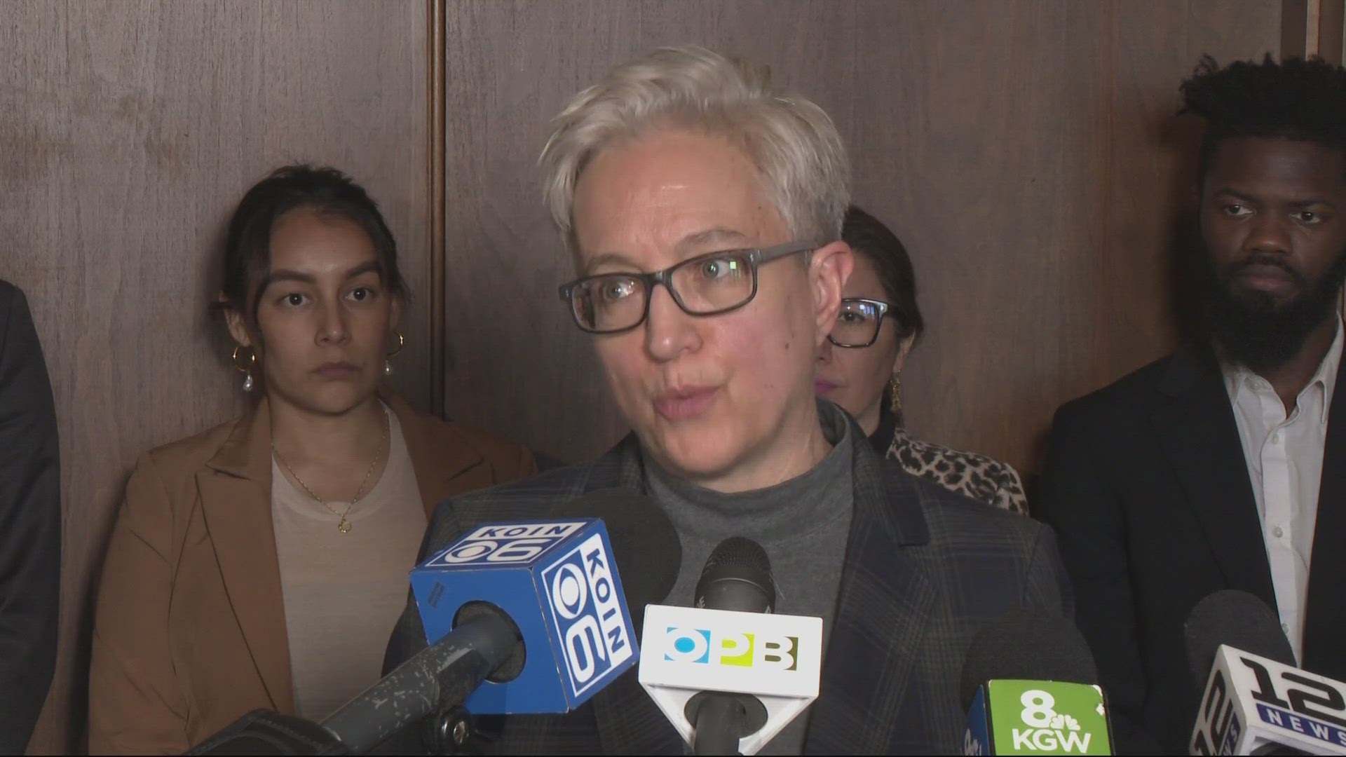 Oregon elected officials react to Minneapolis shooting