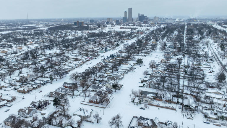 Monster winter storm brings life to a standstill in US – check scenes ...