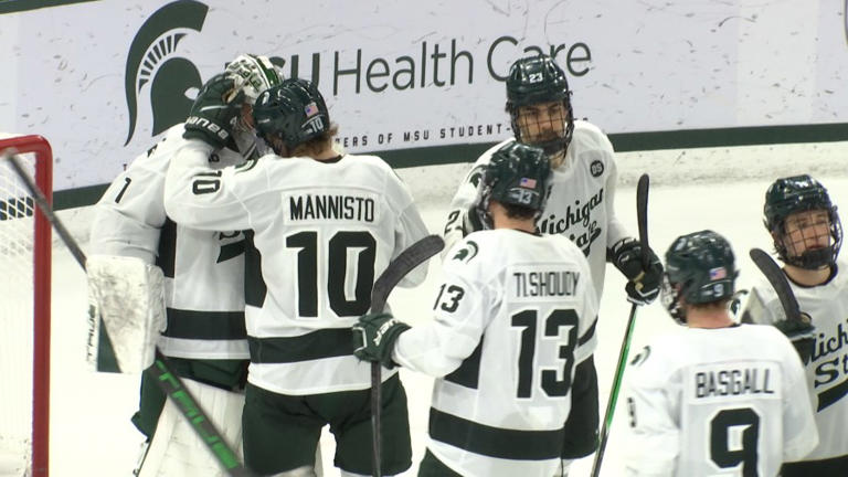No. 2 Michigan State hockey sweeps Minnesota at Munn Ice Arena