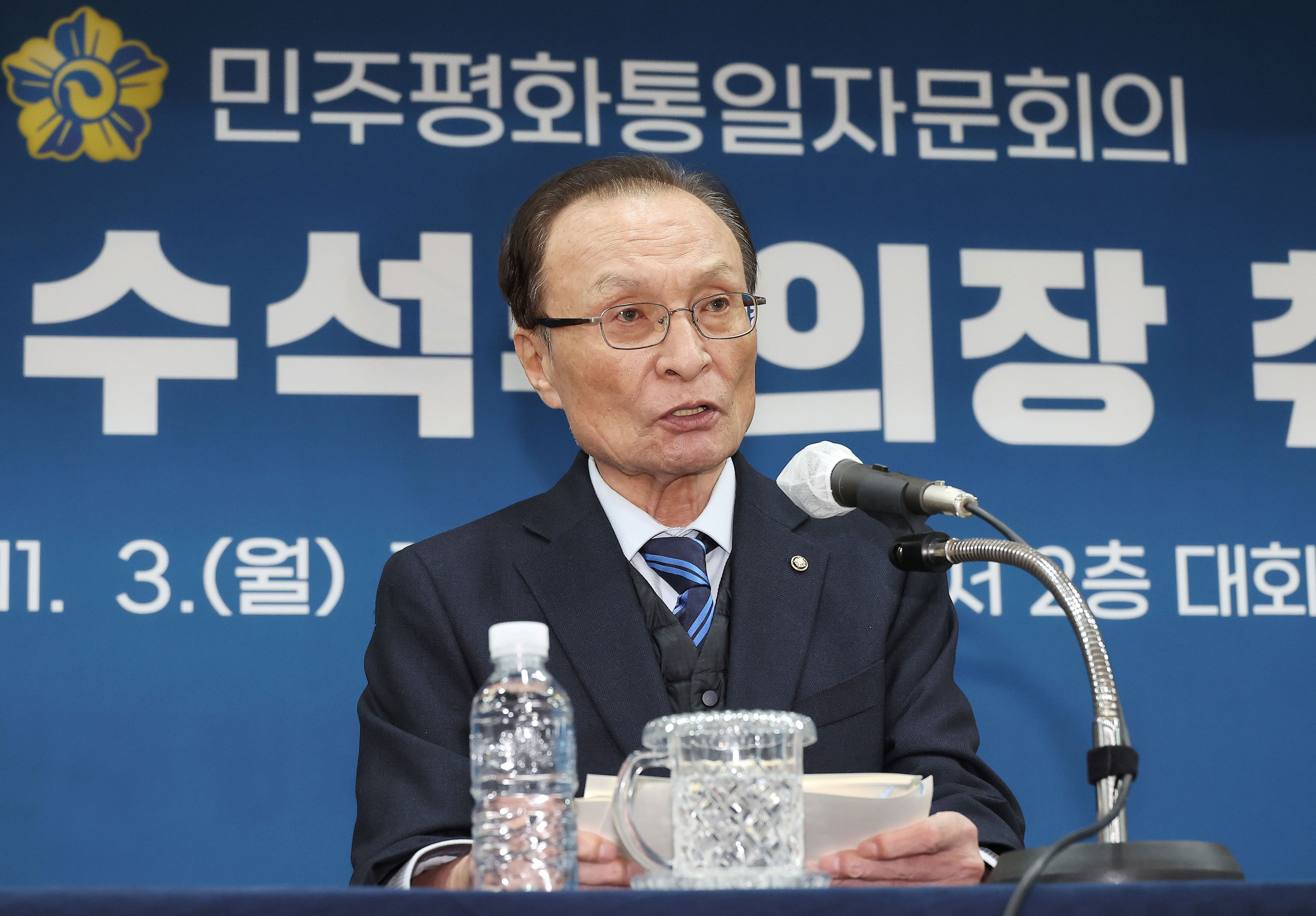 Former prime minister Lee Hae-chan passes away at 74