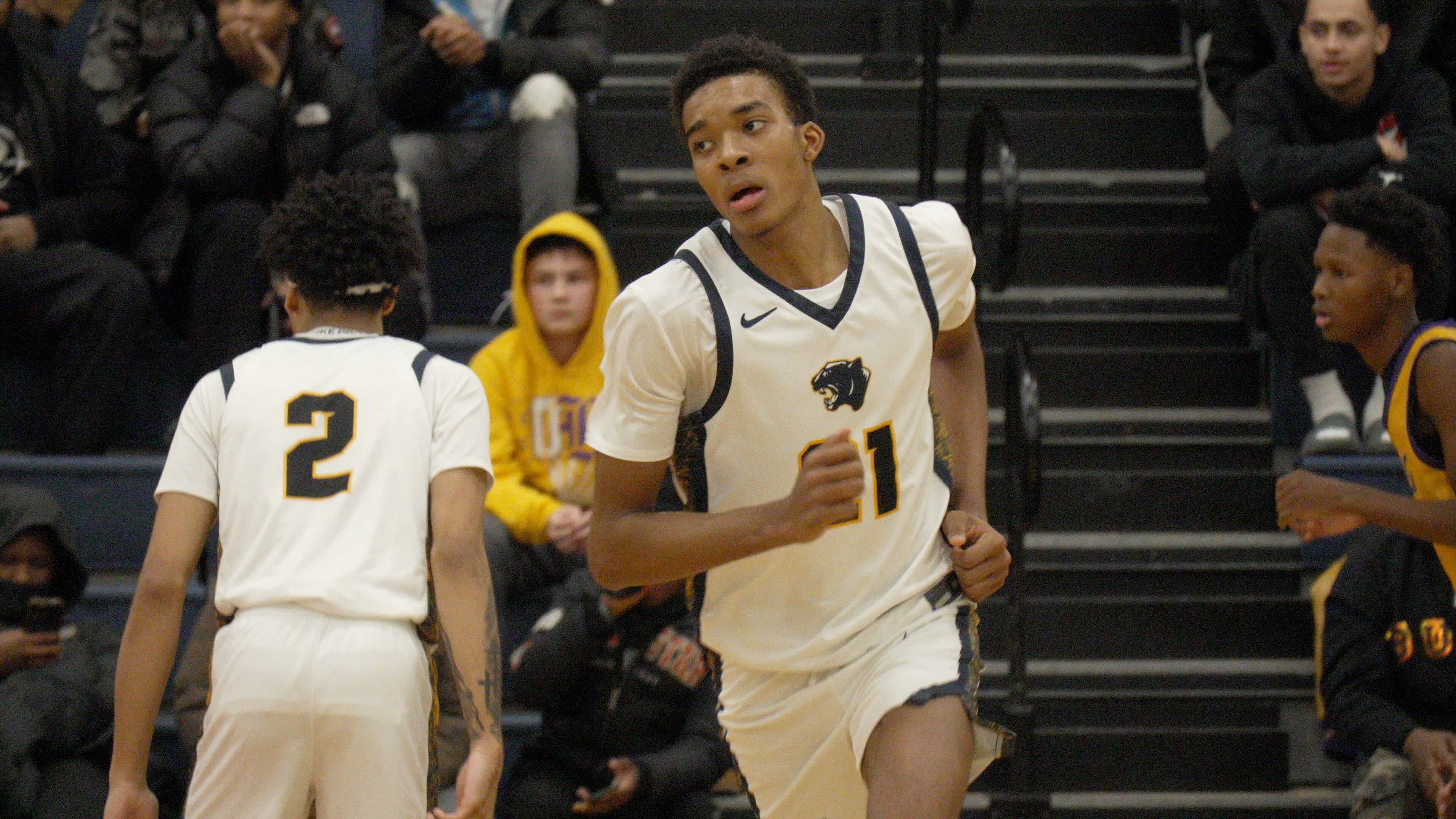 Euclid surges past Reynoldsburg for 5th straight victory (video)