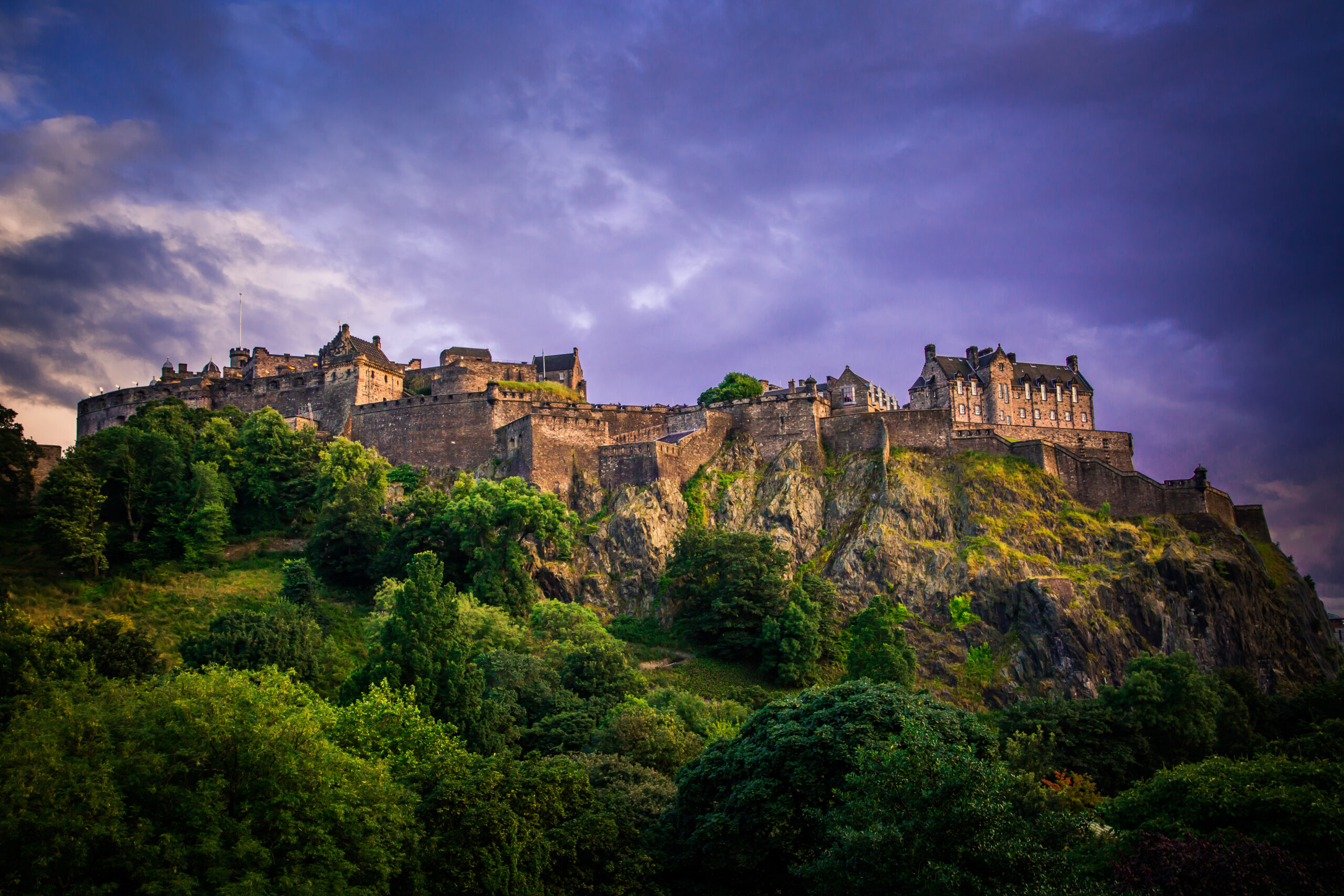 The 5 most beautiful medieval castles to visit in Scotland – from the ...