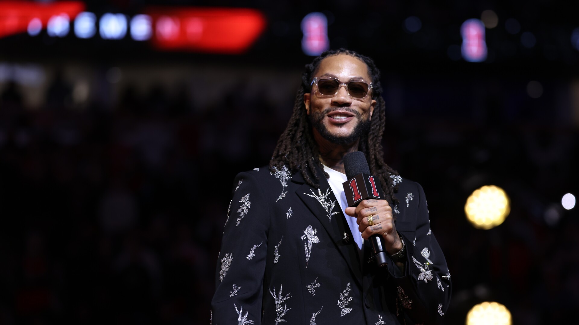 Watch Chicago legend Derrick Rose have Bull's jersey retired