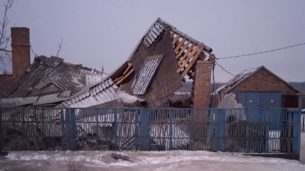 Russian attacks injure 2 teenage girls in Donetsk Oblast and 3 people ...