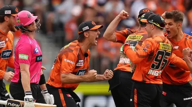 watch-steve-smith-s-wicket-sparks-huge-perth-scorchers-celebration-in