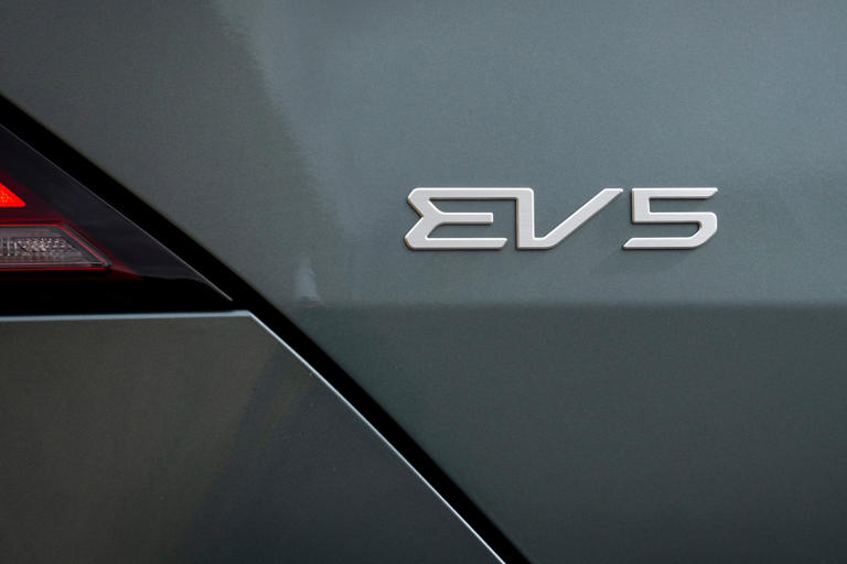 Kia EV5 review: The electric alternative to the best-selling Sportage ...