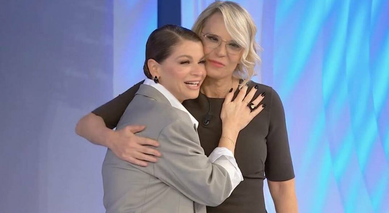 Alessandra Amoroso torna a C’è posta per te ed è il regalo più dolce ...