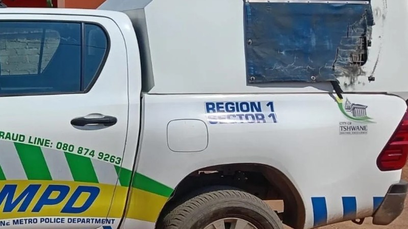 Police stoned, vehicle tyres slashed in Winterveldt amid community ...