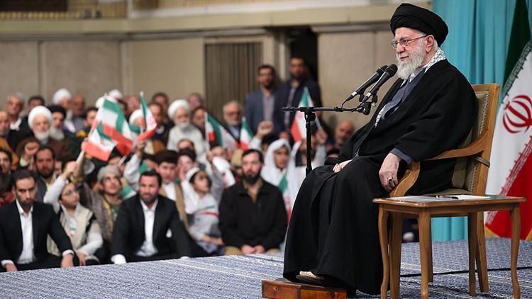 İran'da benzeri görülmemiş tehdit! 'Hamaney yeraltına indi' iddiası