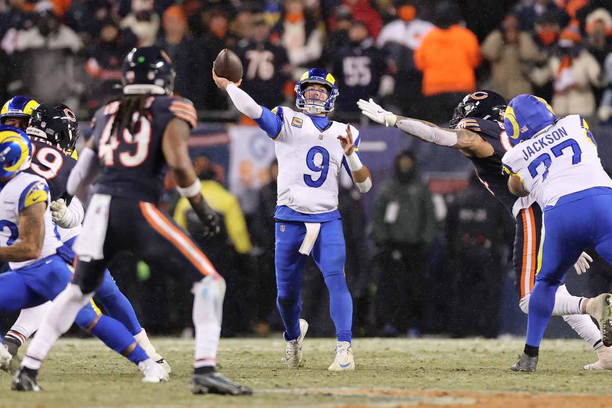 Football games today: What NFL or college games are on TV?