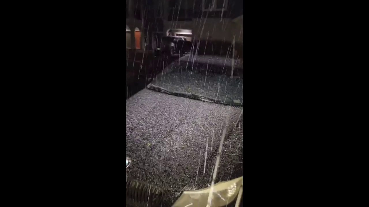 Sleet near Conroe, Texas | Houston winter storm