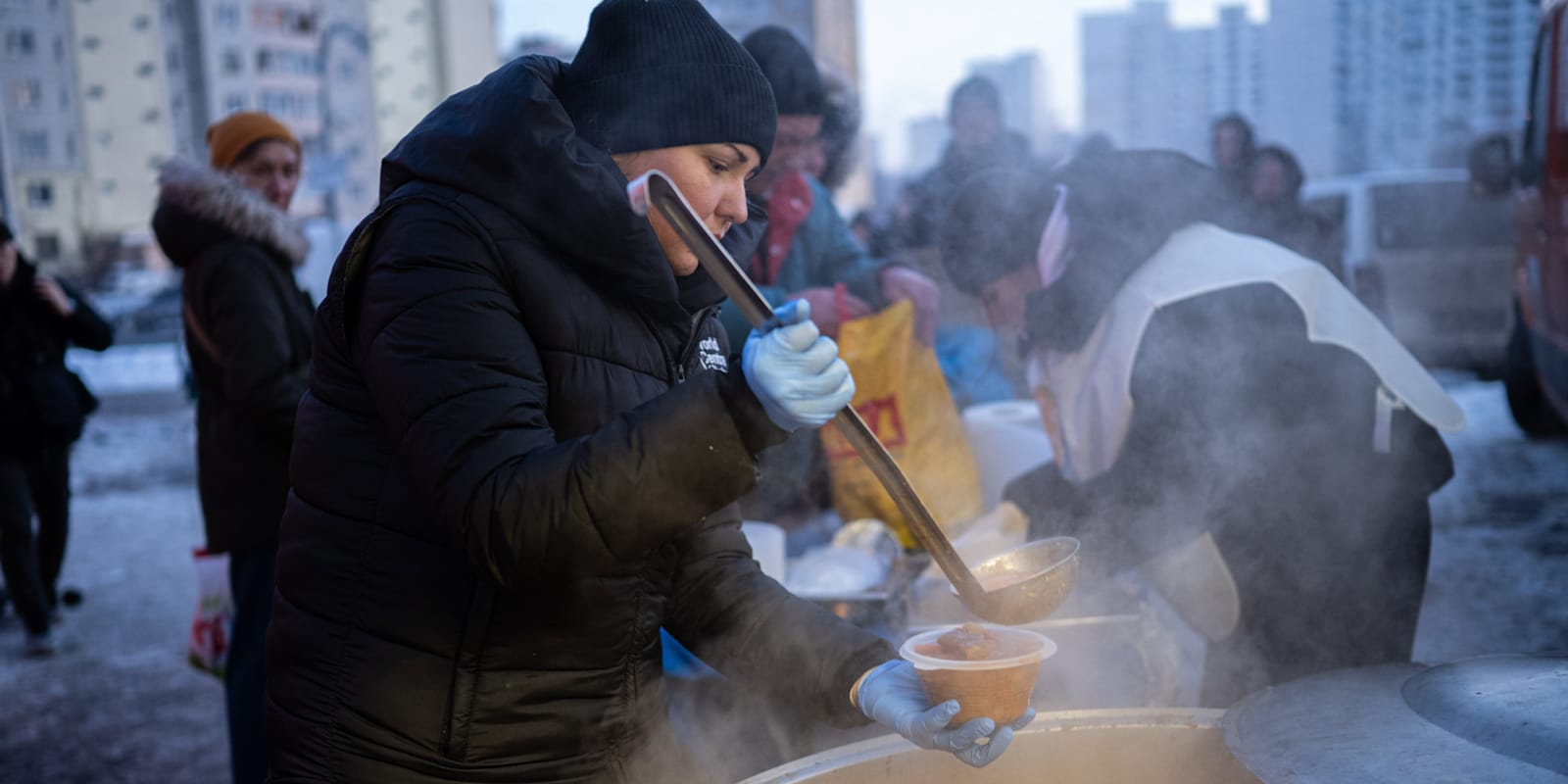 1 700 bostäder utan el i Kyiv efter ryska attacker