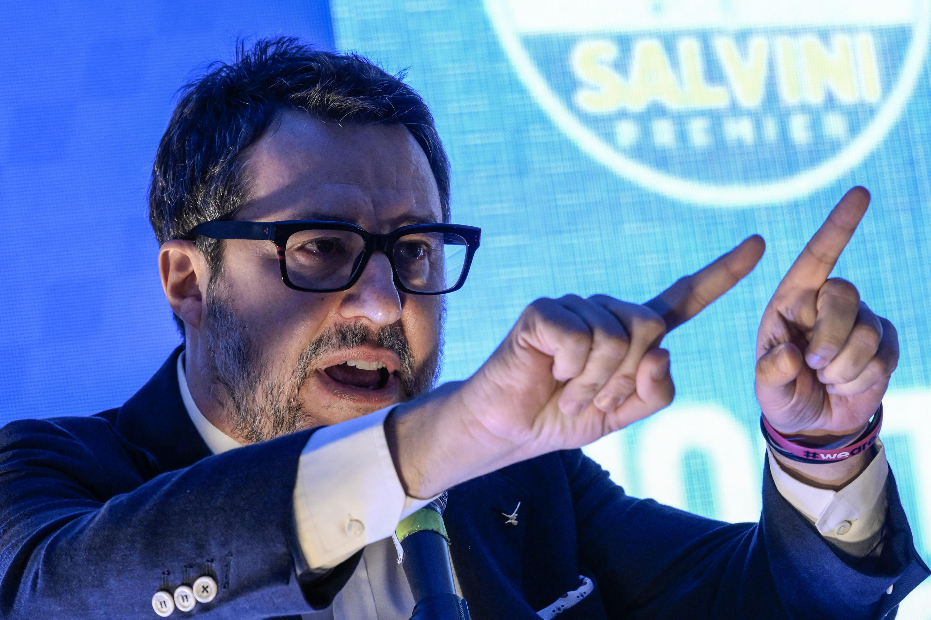 Salvini, posso incontrare chi voglio per fare battaglie comuni?