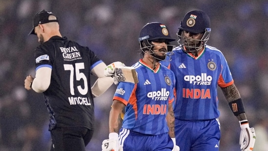 IND vs NZ 3rd T20I live score: India push for series-clinching win, New ...