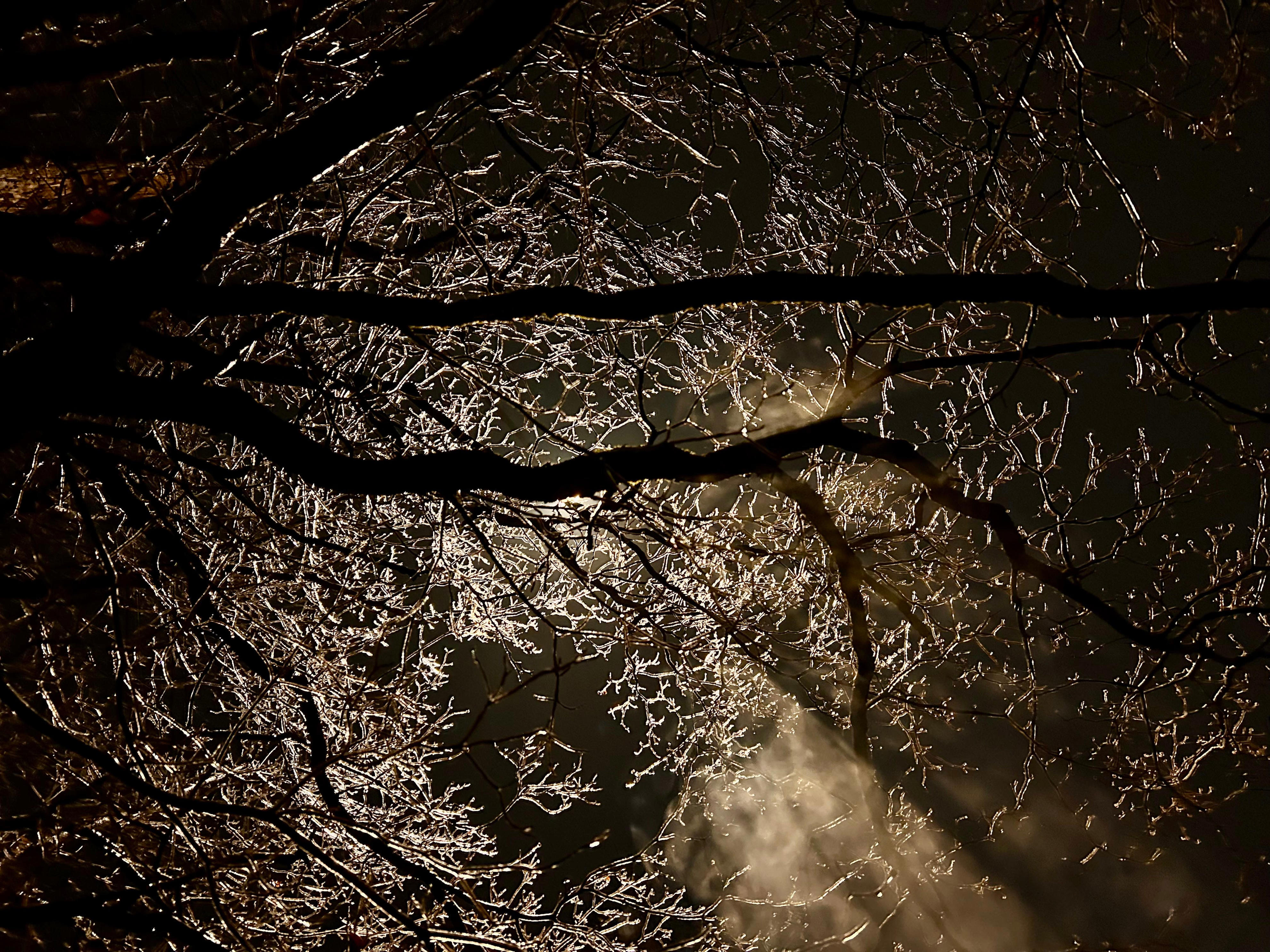 Live updates: Thousands without power after freezing rain overnight