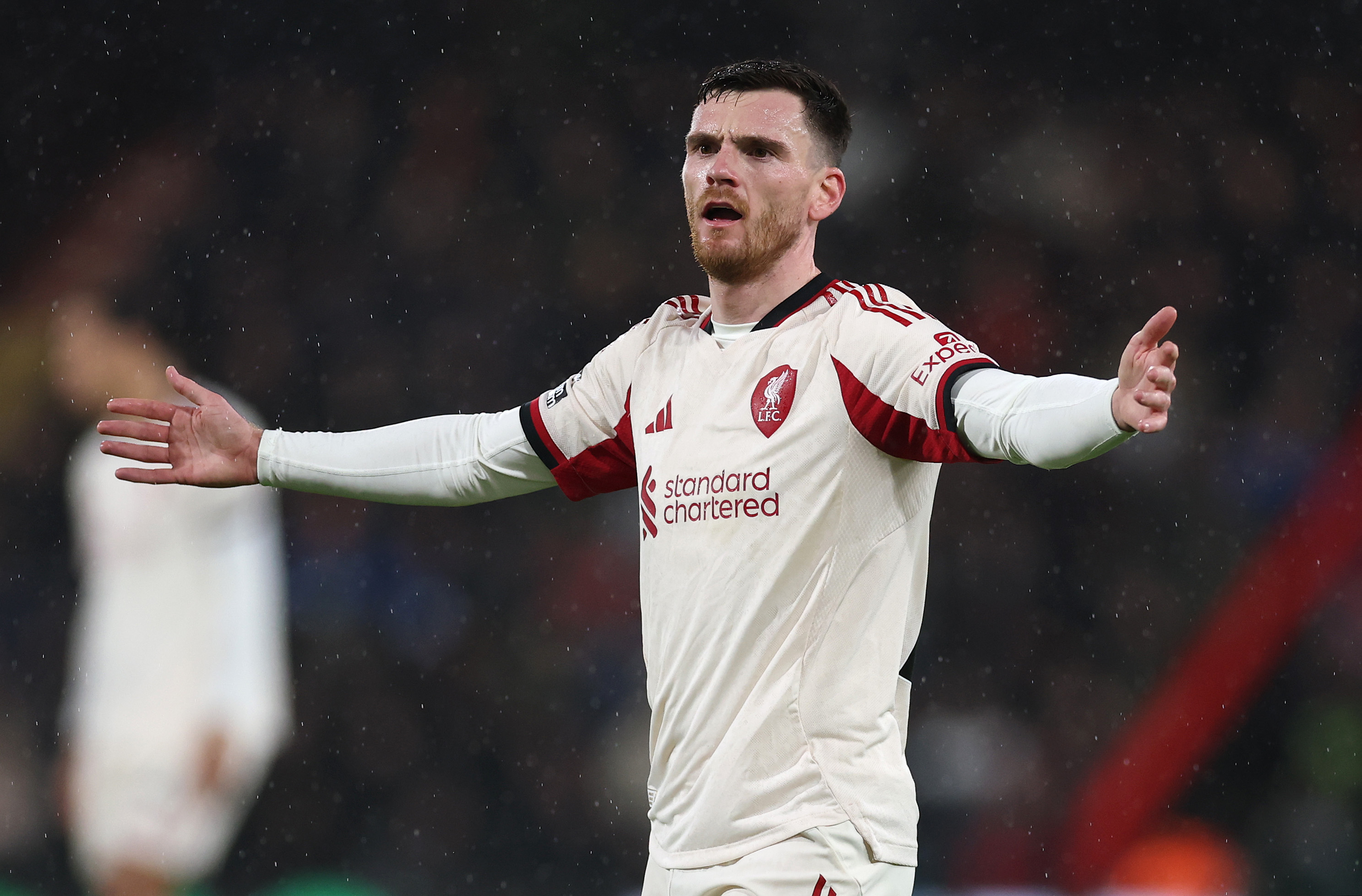 Andy Robertson transfer: Fabrizio Romano provides update after Spurs ...
