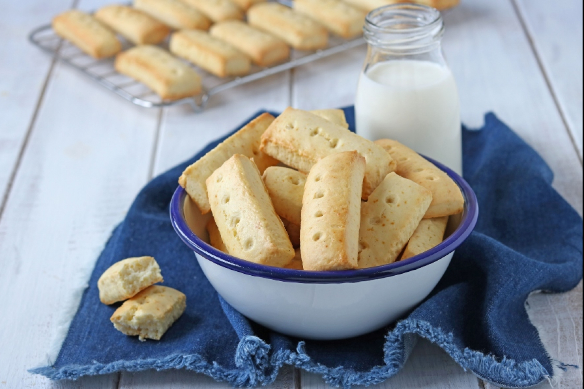 Milk biscuits
