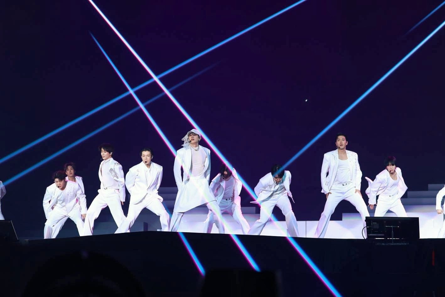 SUPER JUNIOR高雄巨蛋三連唱完美落幕 銀赫甜喊「水某」粉絲尖叫