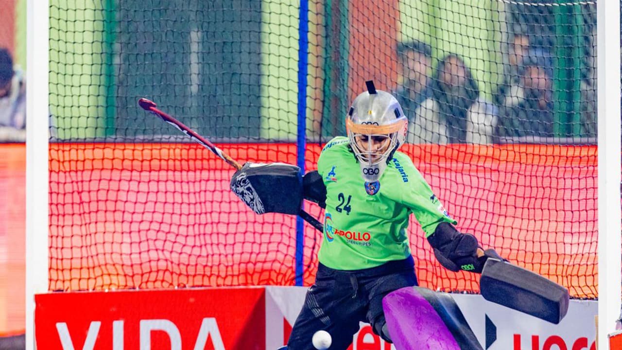 HIL 2025-26: Bansari Solanki's shootout heroics win title for Pipers