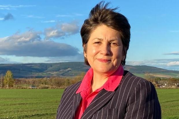 Call for 'leadership' in helping flood-hit community
