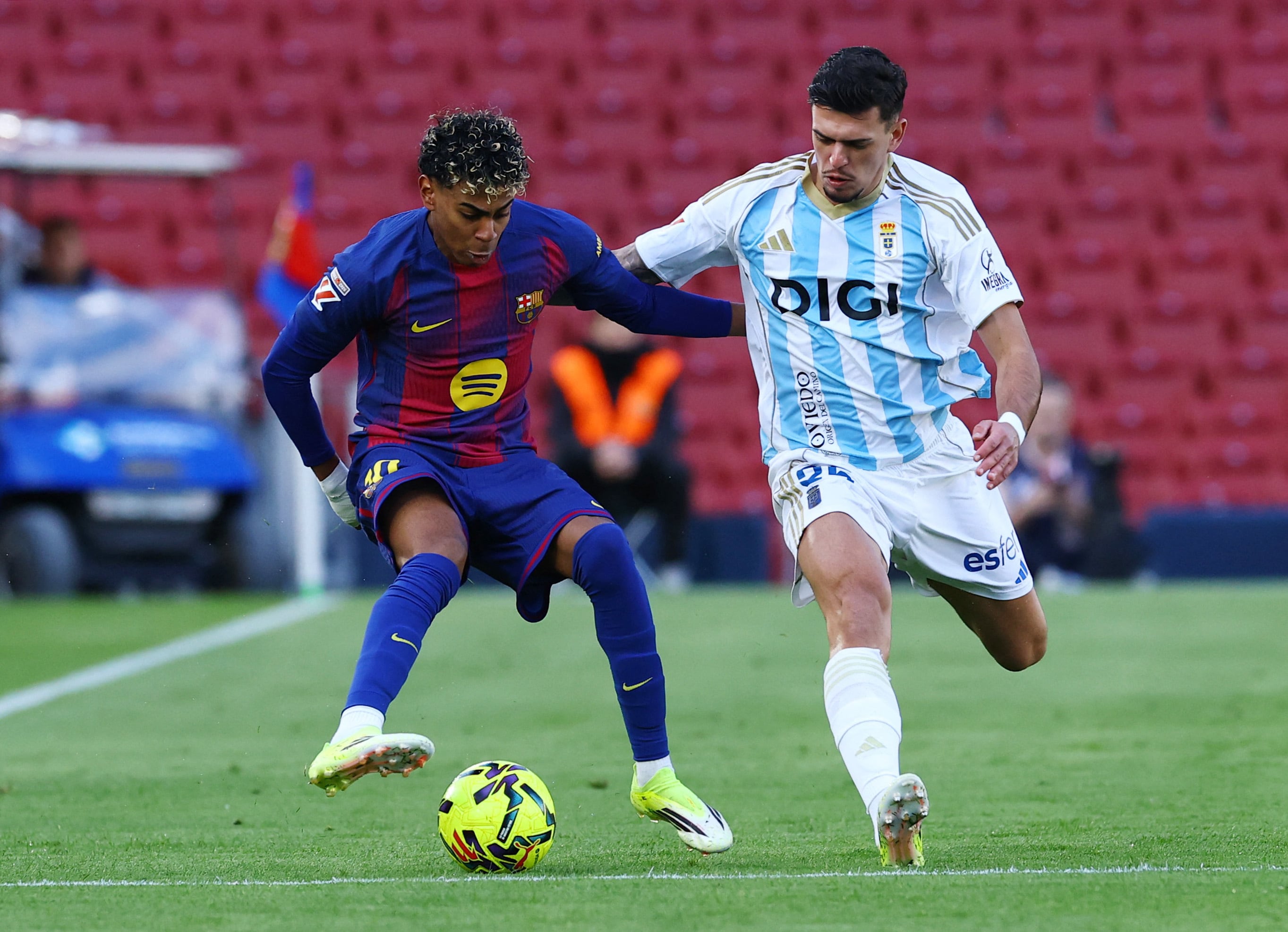 Barcelona - Oviedo en directo | El Oviedo se muestra cómodo ante las ...