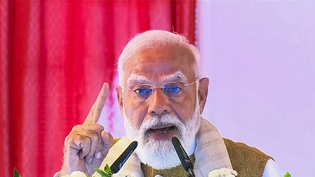National Voters' Day: PM Modi urges youth to register as voters at 18