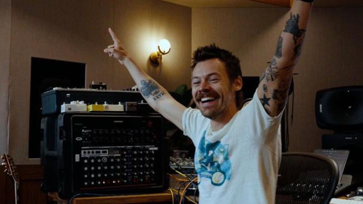 Harry Styles masuk daftar presenter Grammy Awards 2026