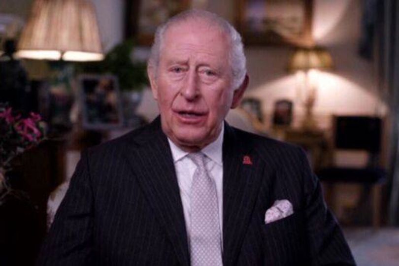 BBC Breakfast hosts interrupt live broadcast for emotional King Charles ...