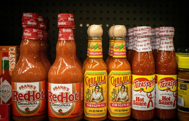 5 hot sauces that are authentically Mexican and 1 impostor