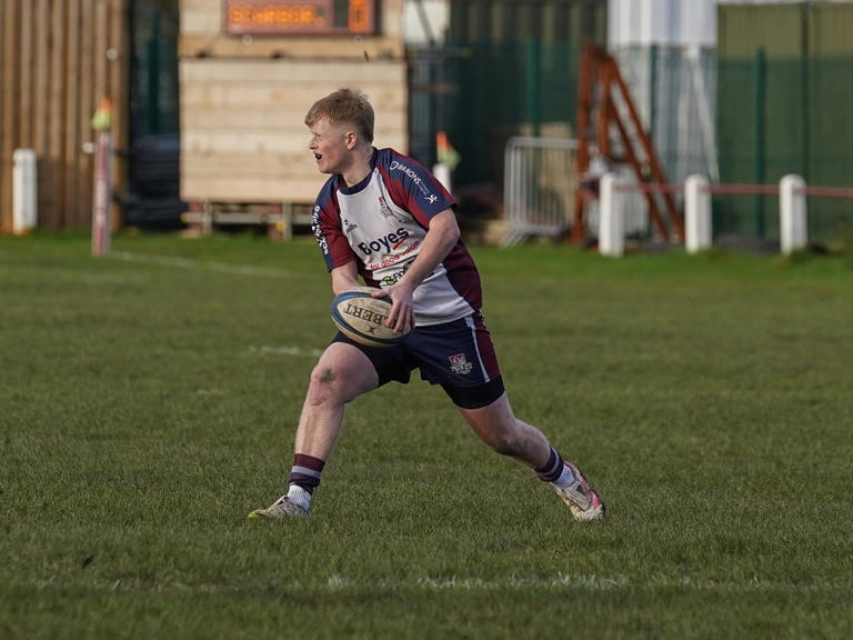 Scarborough RUFC boost promotion push with 36-14 win at Morley