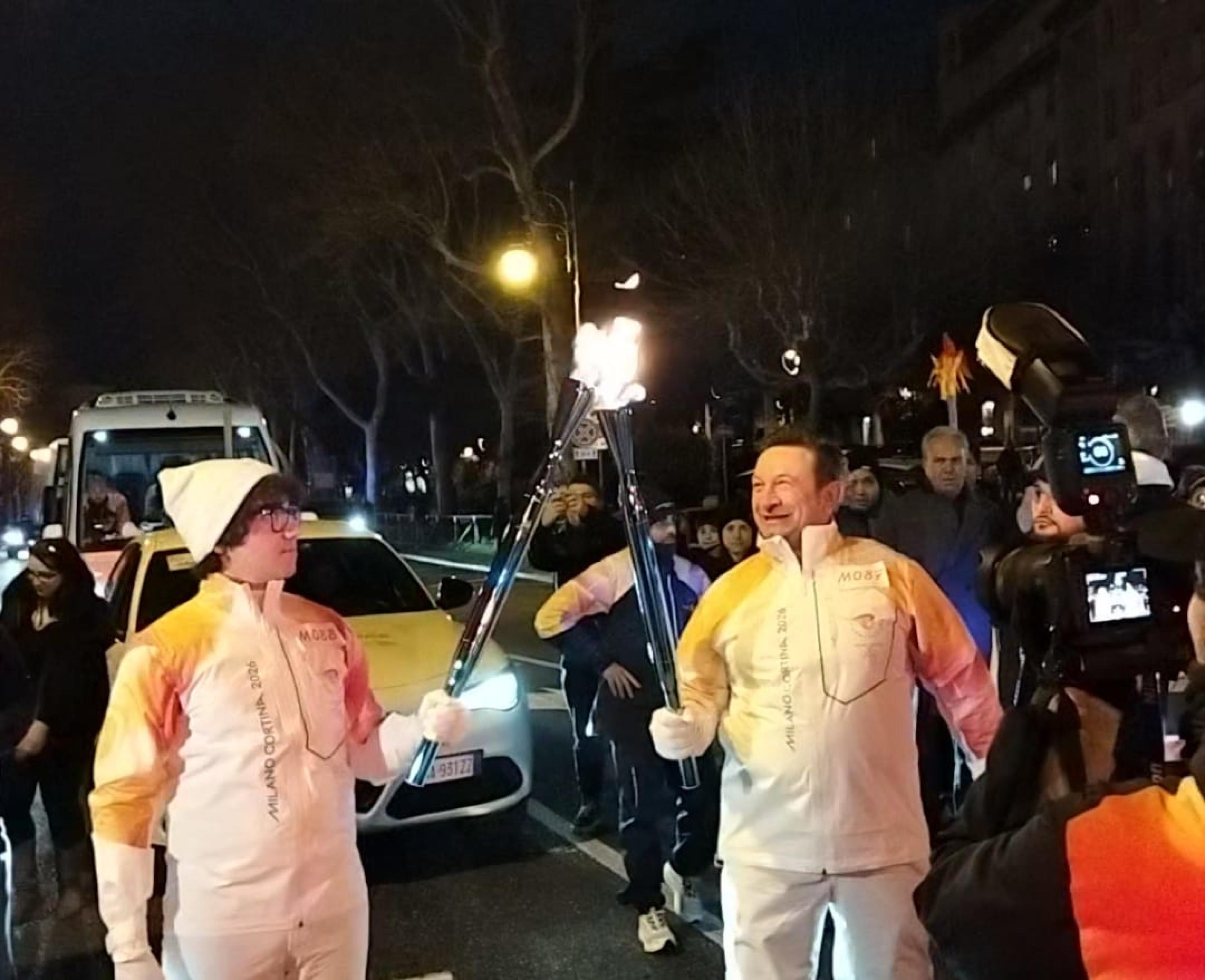 Milano Cortina -12: domani la fiamma olimpica arriva a Cortina