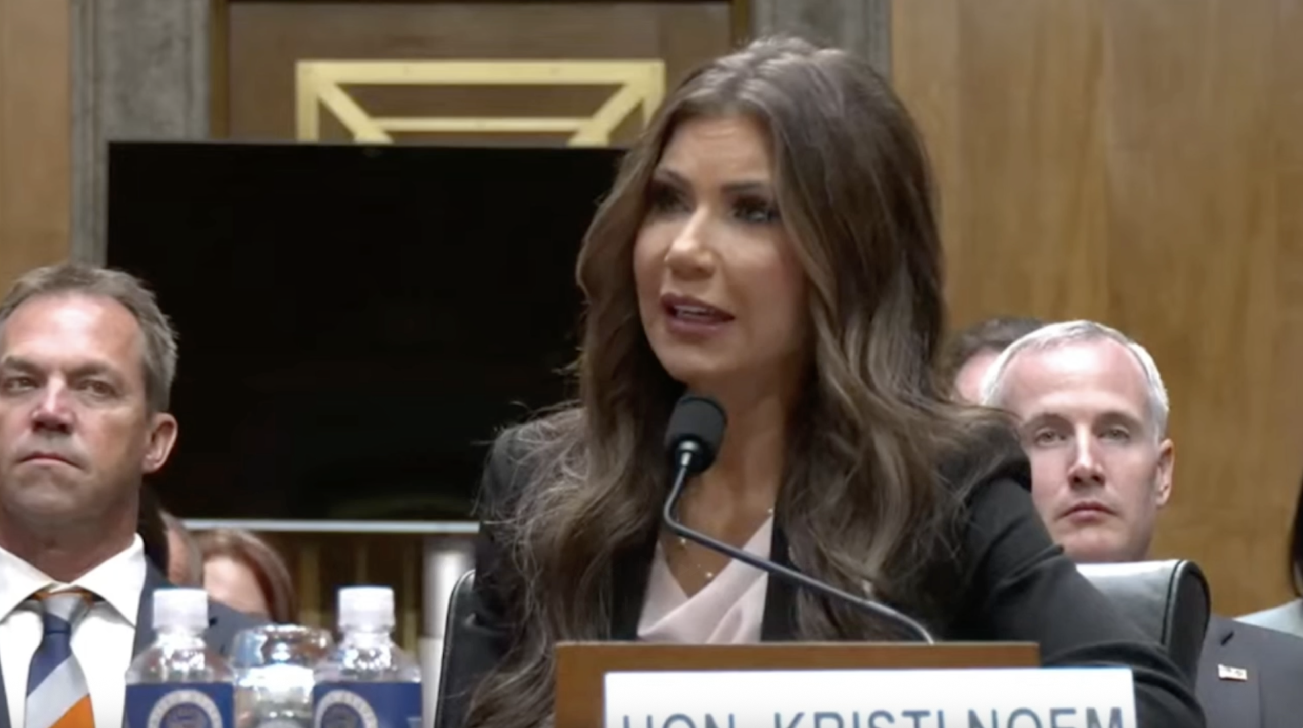 'I do not': Kristi Noem gets the smirk wiped off her face, is forced to ...