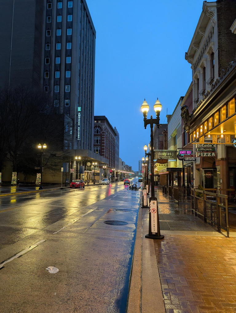 Knoxville schools, offices and services closed due to ice: See the list