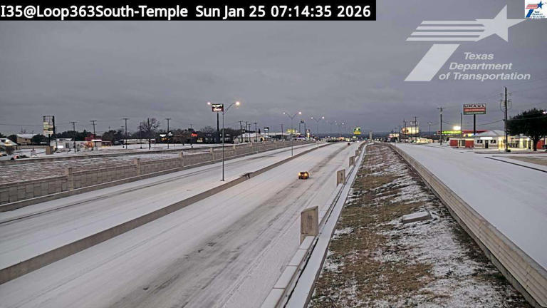 Snow falling in parts of Texas right now. Here's where.